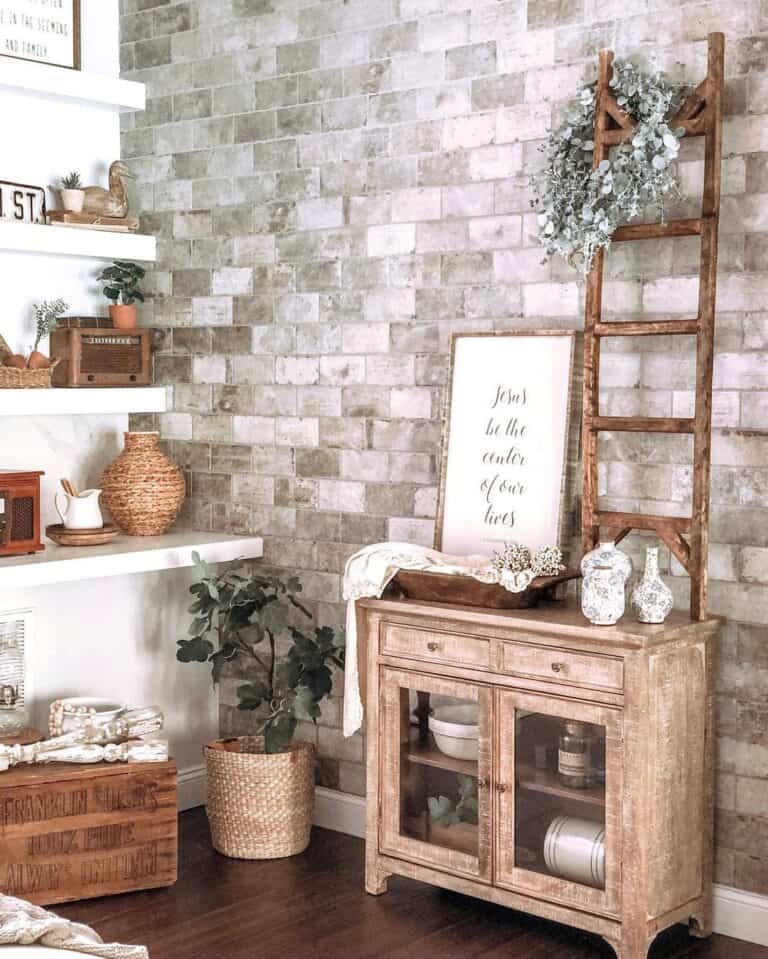 36 Farmhouse Ladder Decor Ideas to Take Your Home to New Heights