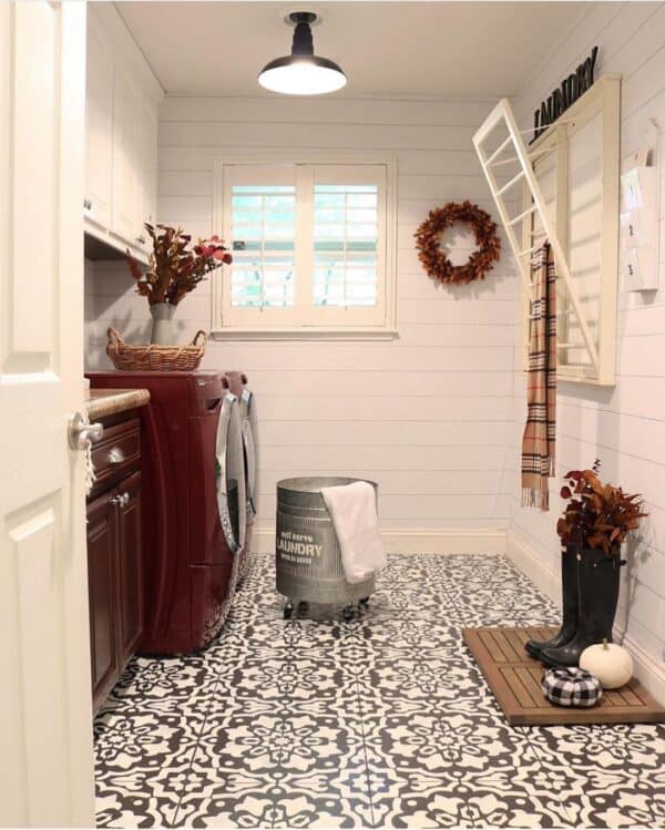 40 Farmhouse Laundry Room Ideas that Combine Function and Style