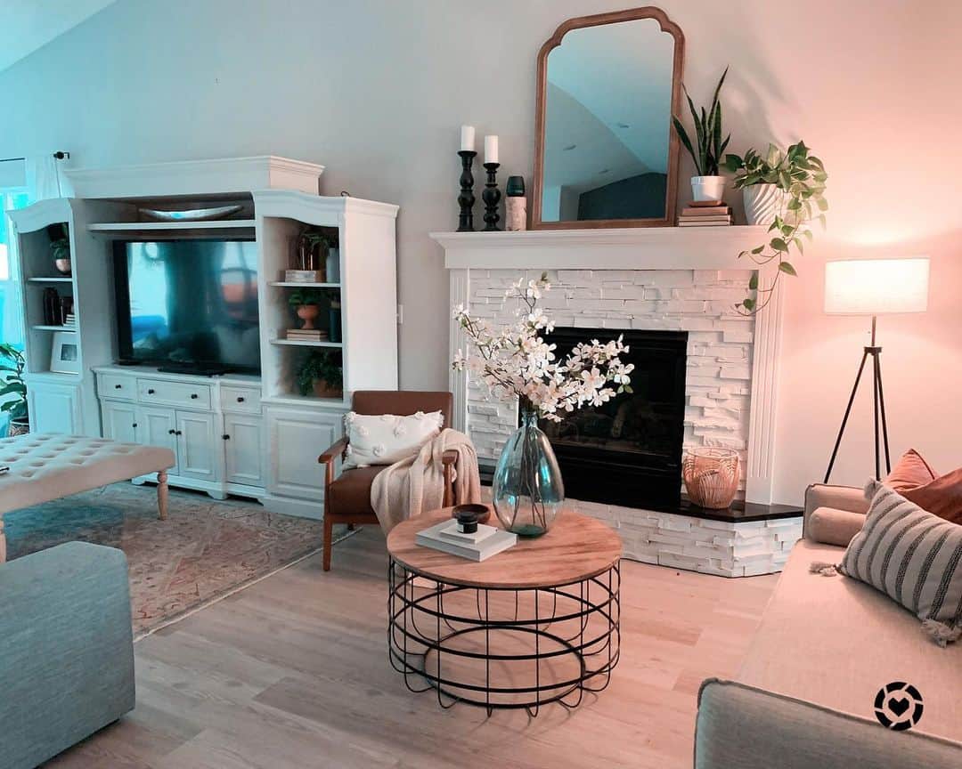 39 Farmhouse Coffee Tables to Define Your Style & Living Space