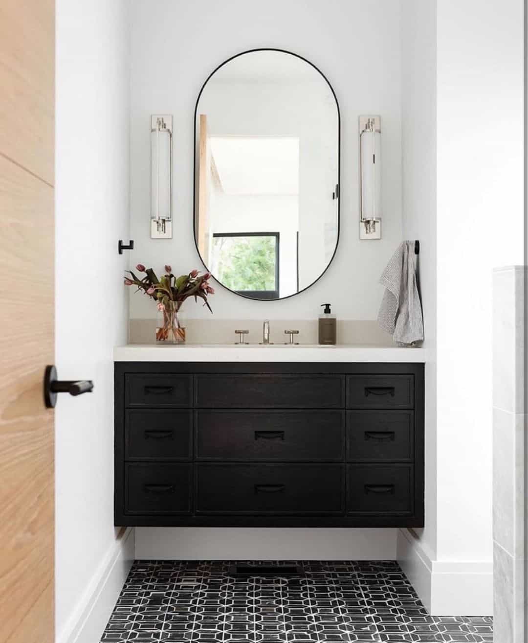 30 Black Bathroom Vanity Designs that Will Make a Statement