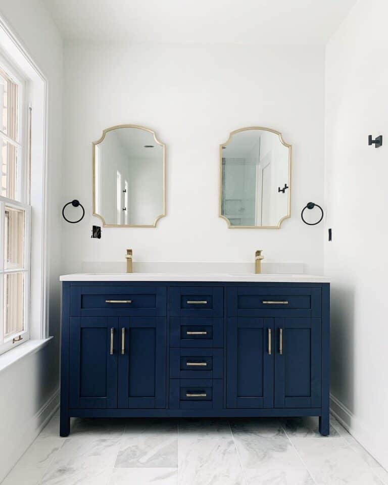 26 Navy Blue Bathroom Vanity Ideas to Give Your Restroom a Royal Makeover