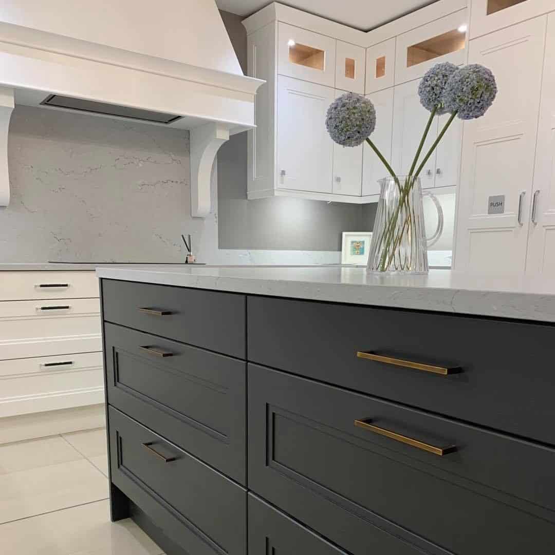 20 Gray Kitchen Island Ideas Full of Function and Character