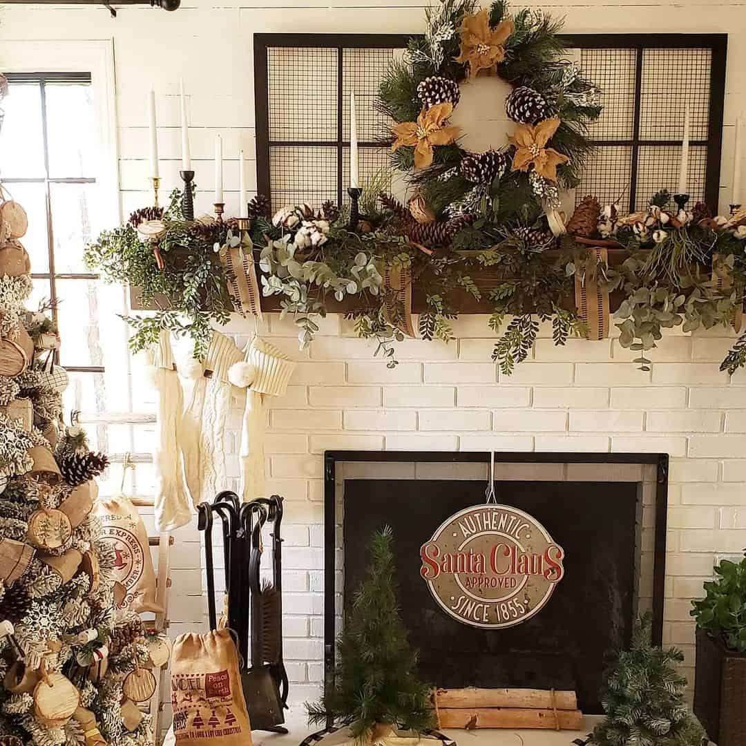 40 Fireplace Christmas Décor Ideas for the Holiday Season
