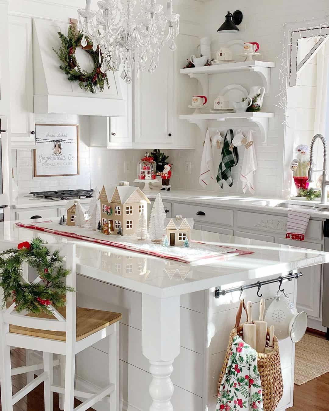 31 Farmhouse Christmas Kitchen Décor Ideas to Make the Merriest Kitchen