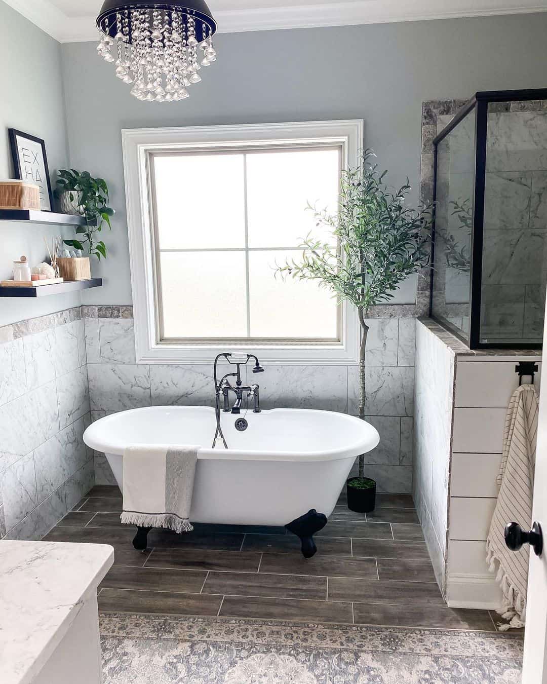 19 Easy and Effortless Ideas How to Decorate a Tub Surround