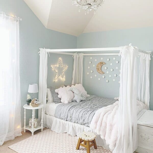 27 Girl's Bedroom Lamps for an Insanely Dreamy Space