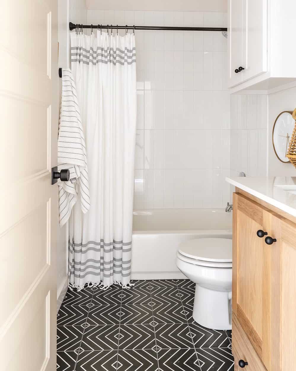 15 Vertical Tile Shower Ideas That Will Transform a Bathroom