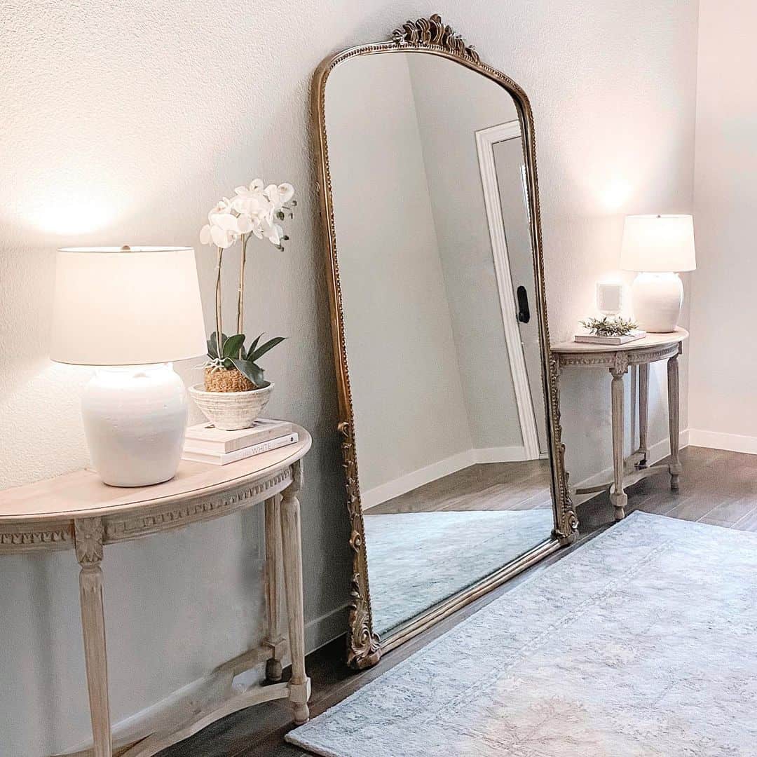 28 Bedroom Floor Mirror Ideas to Ginger Up a Dull Space
