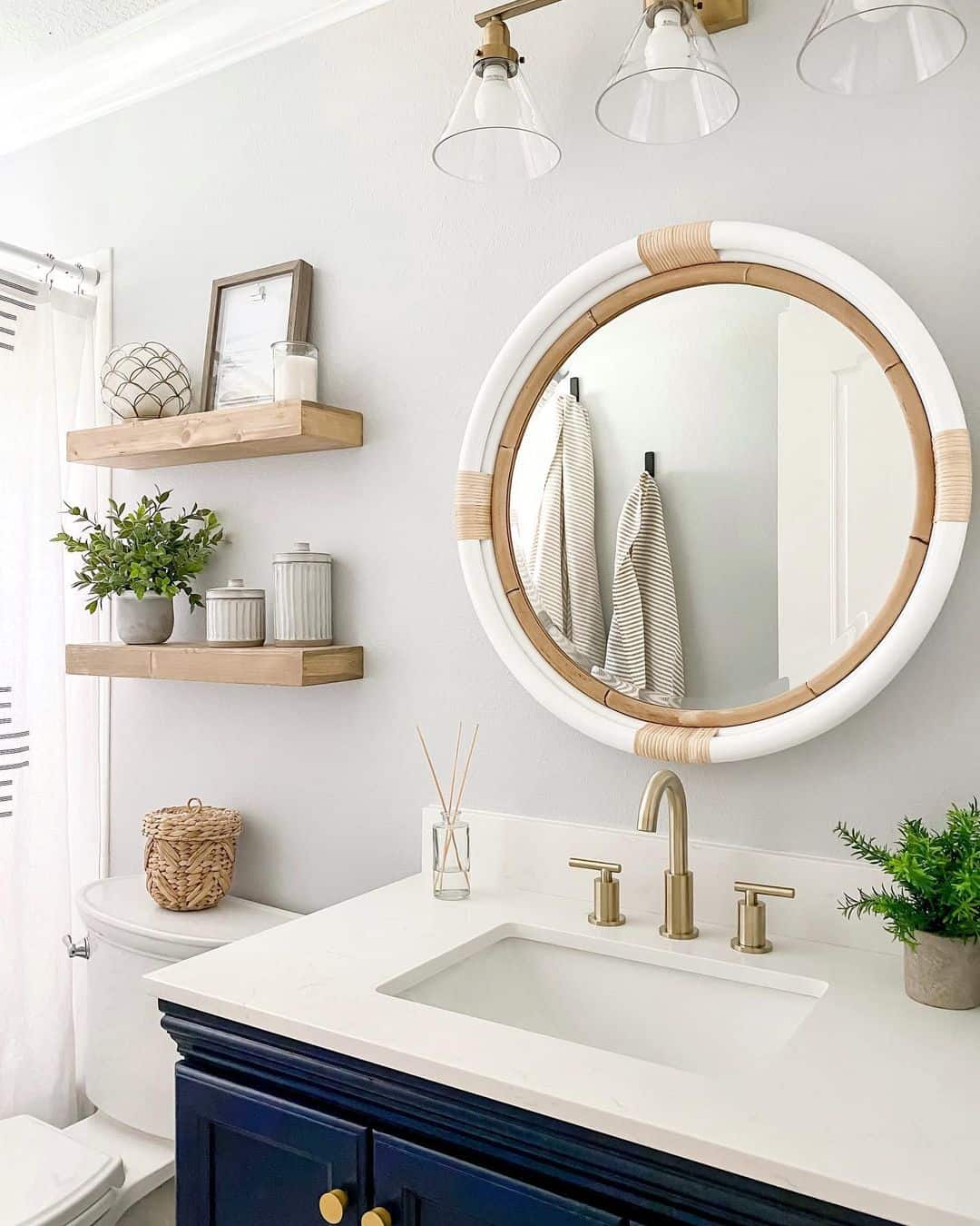Rattan Circle Mirror for Bathroom - Soul & Lane