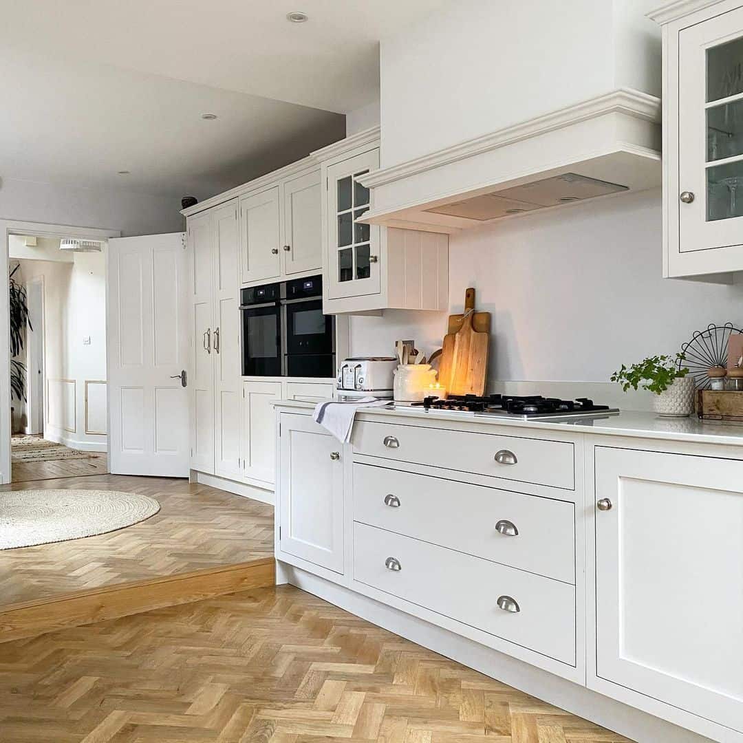 12 Herringbone Kitchen Floor Ideas to Instantly Upgrade Your Home
