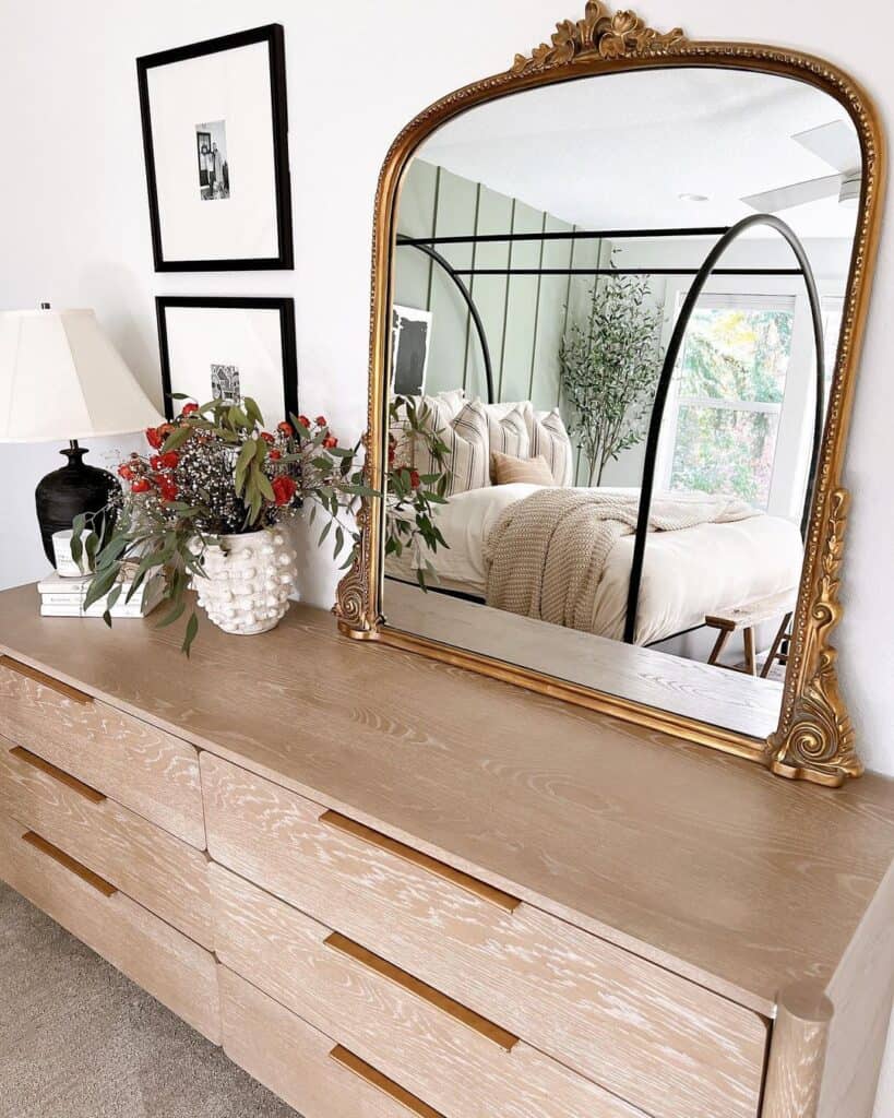 30 Amazing Drawer Pulls for a Dresser To Make Your Home Glow