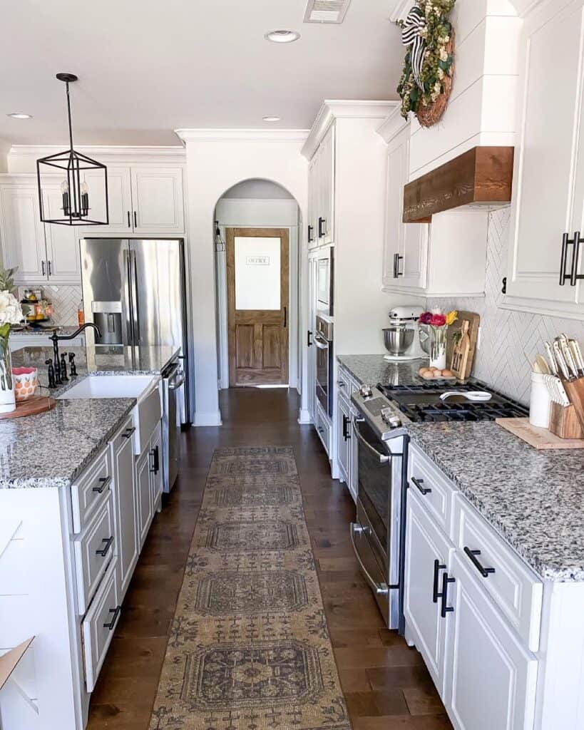 Brown Vintage-Style Kitchen Runner - Soul & Lane