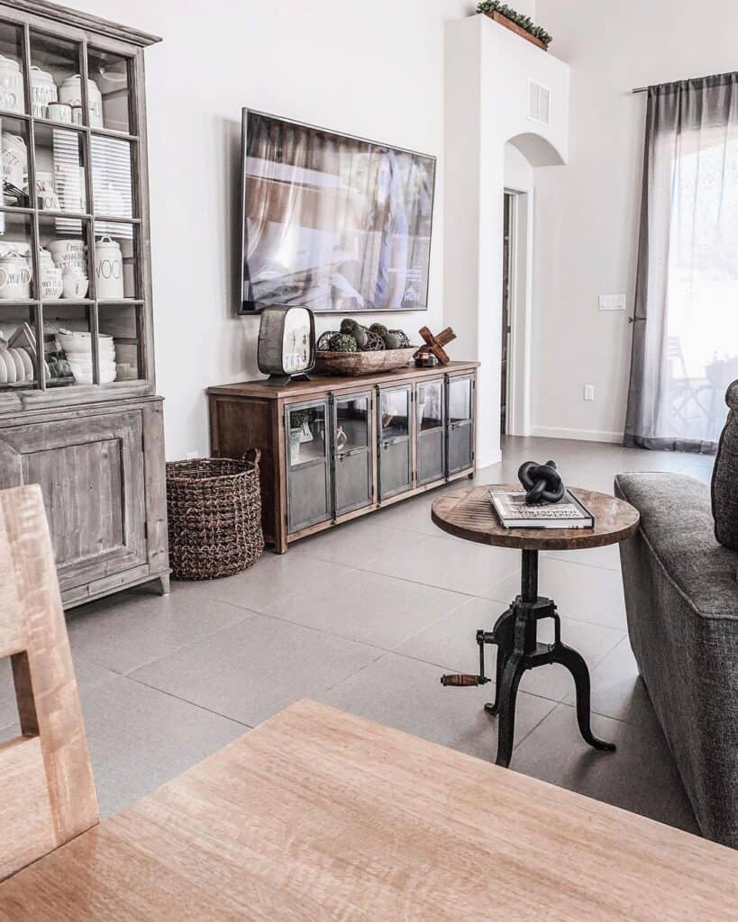 36 End Table Decor Ideas to Complete Your Home