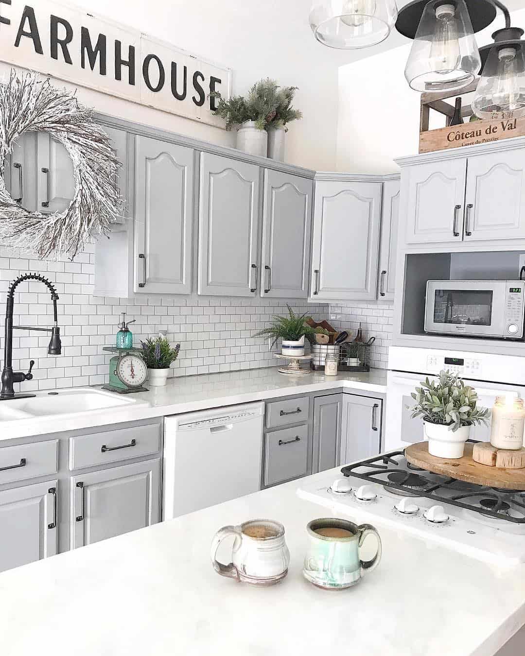 33 Stunning White Subway Tile with Gray Grout Ideas That Pop