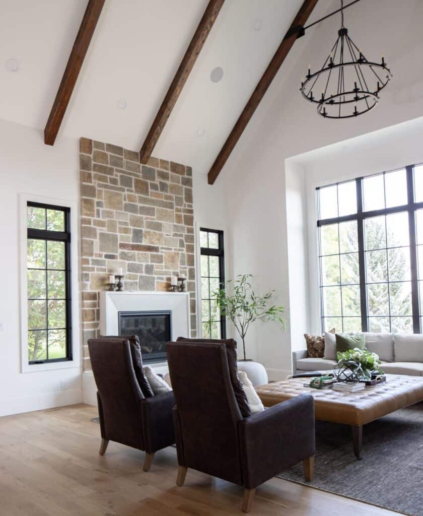19 Amazing Rooms with Fireplace with Vaulted Ceiling Features