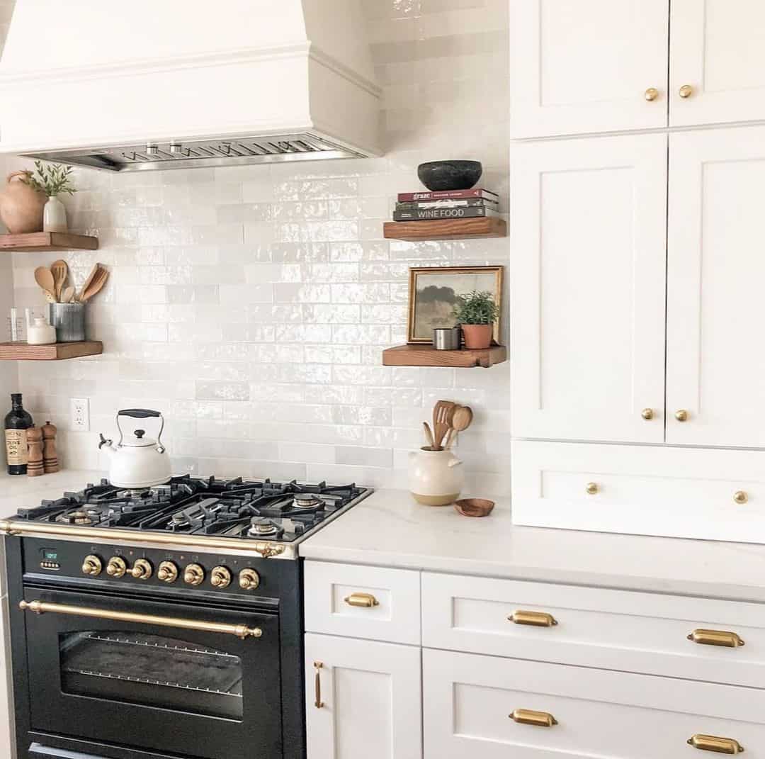 Modern Style In A Traditional Farmhouse Kitchen Soul And Lane