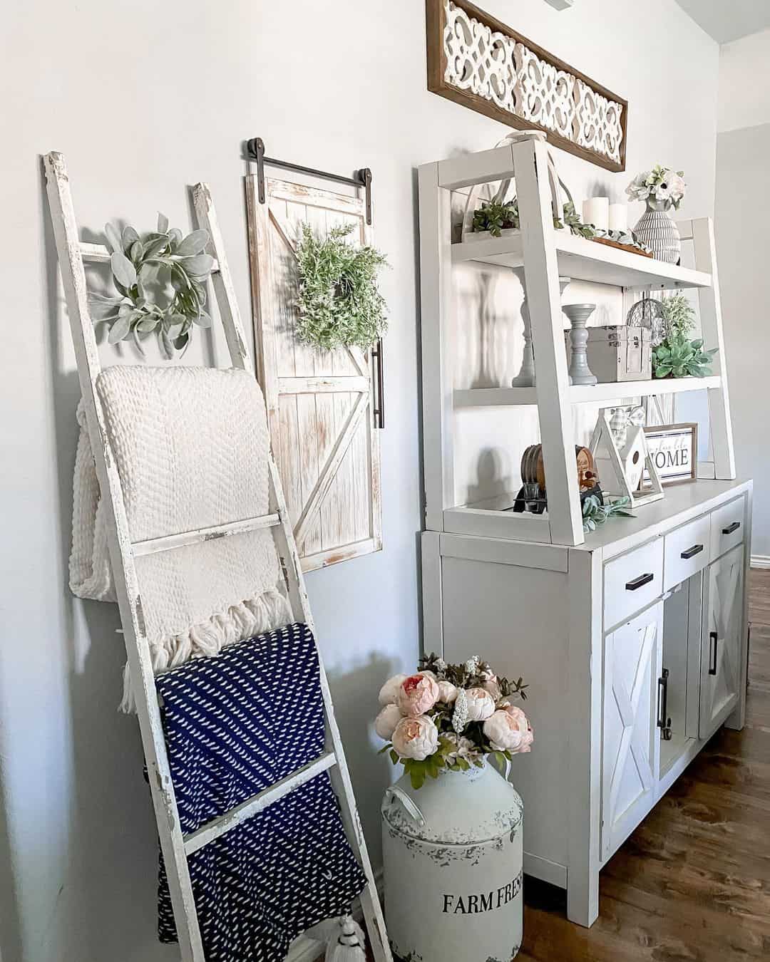 28 Spectacular White Wall Decor to Liven Up Your Home