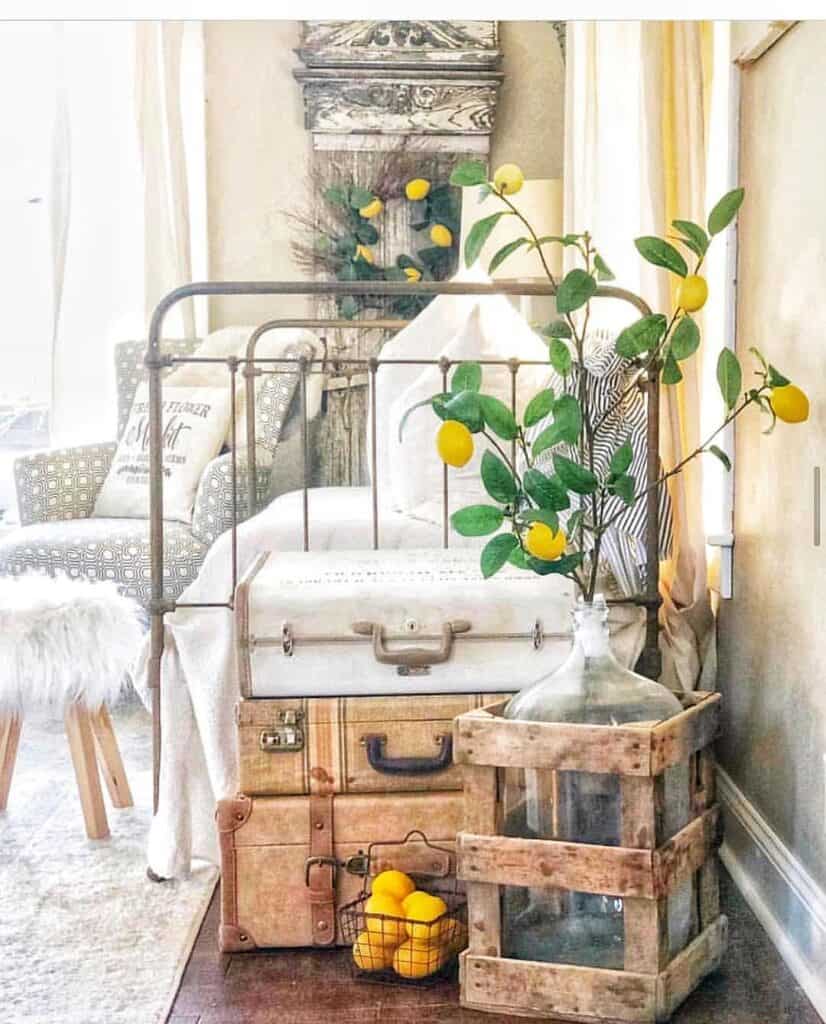27 Travel Décor Ideas to Inspire Your Next Adventure
