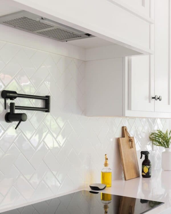 21 Classy Herringbone Subway Tile Rooms You Need to See