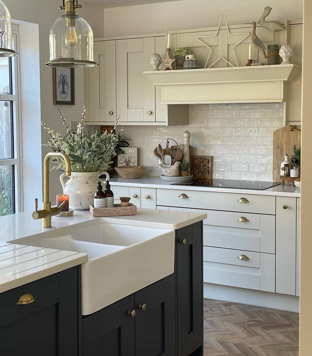 18 Beige Kitchen Cabinets That Are an Alternative to White
