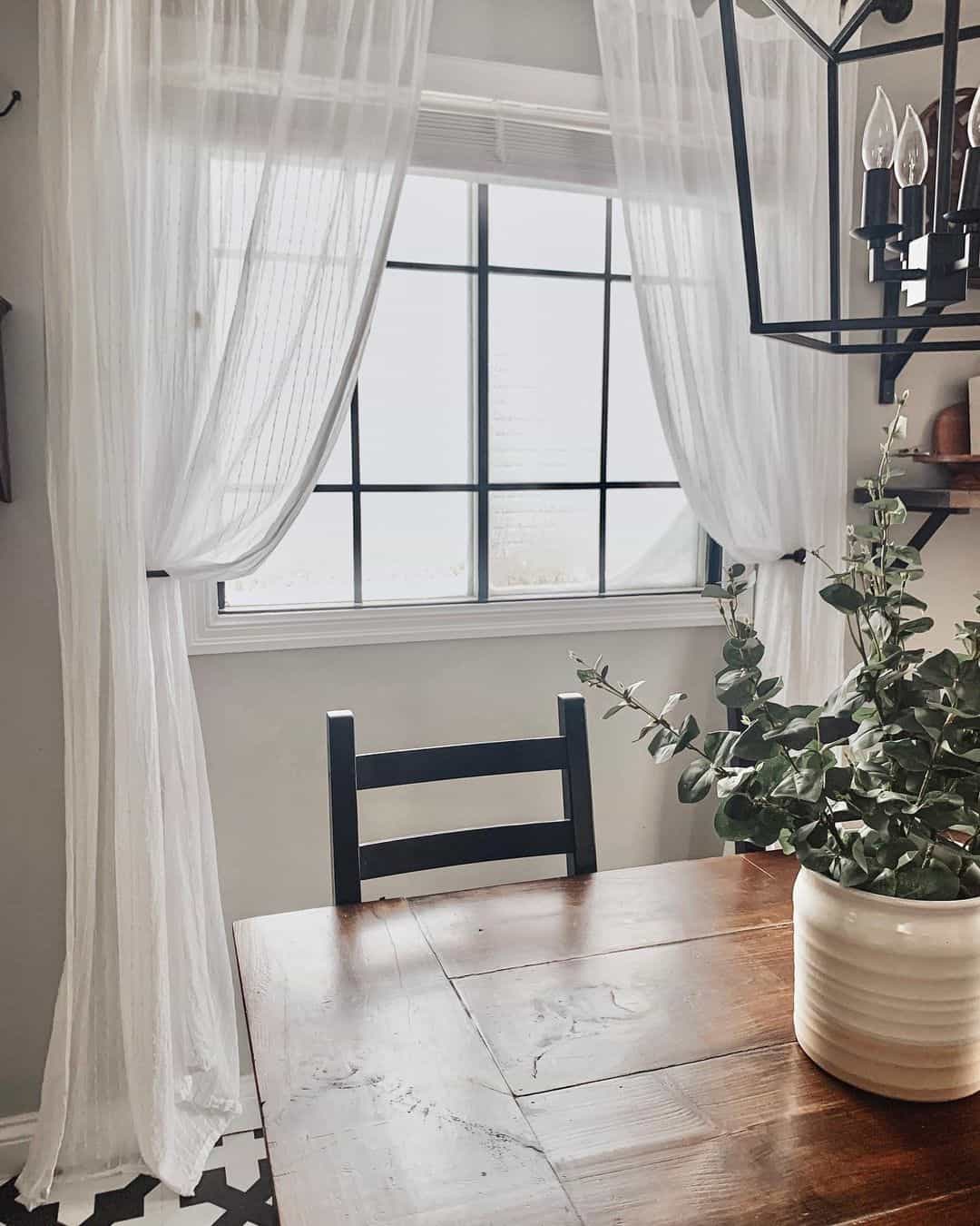 35 Window Trim Ideas to Revitalize Your Space