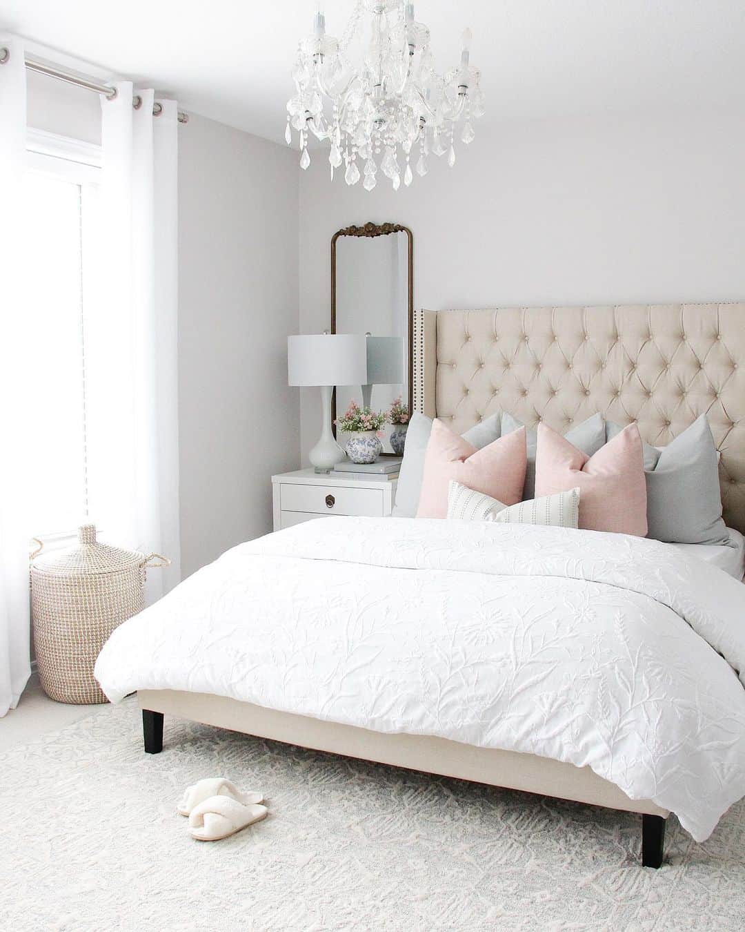 23 Ways to Soften a Space with Pink Throw Pillows