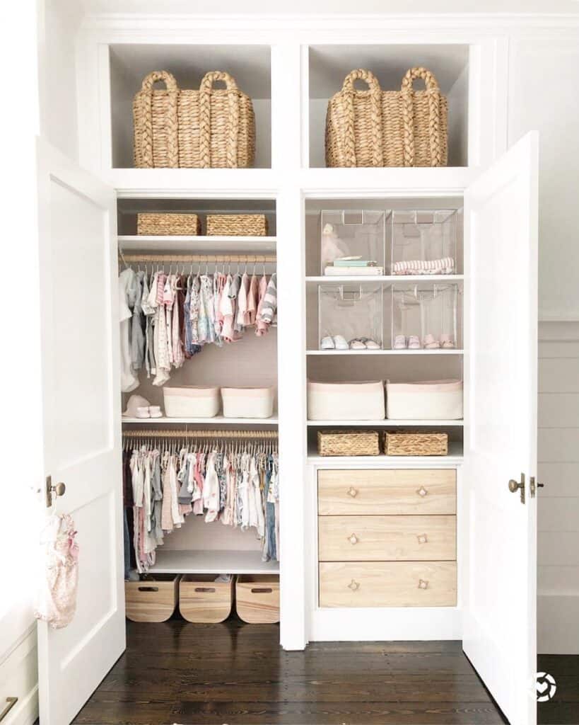 32 Nursery Storage Ideas to Create the Perfect Space for Baby