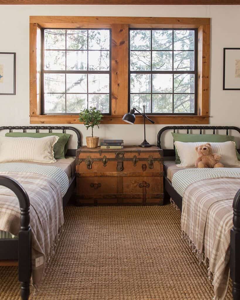 35 Window Trim Ideas to Revitalize Your Space