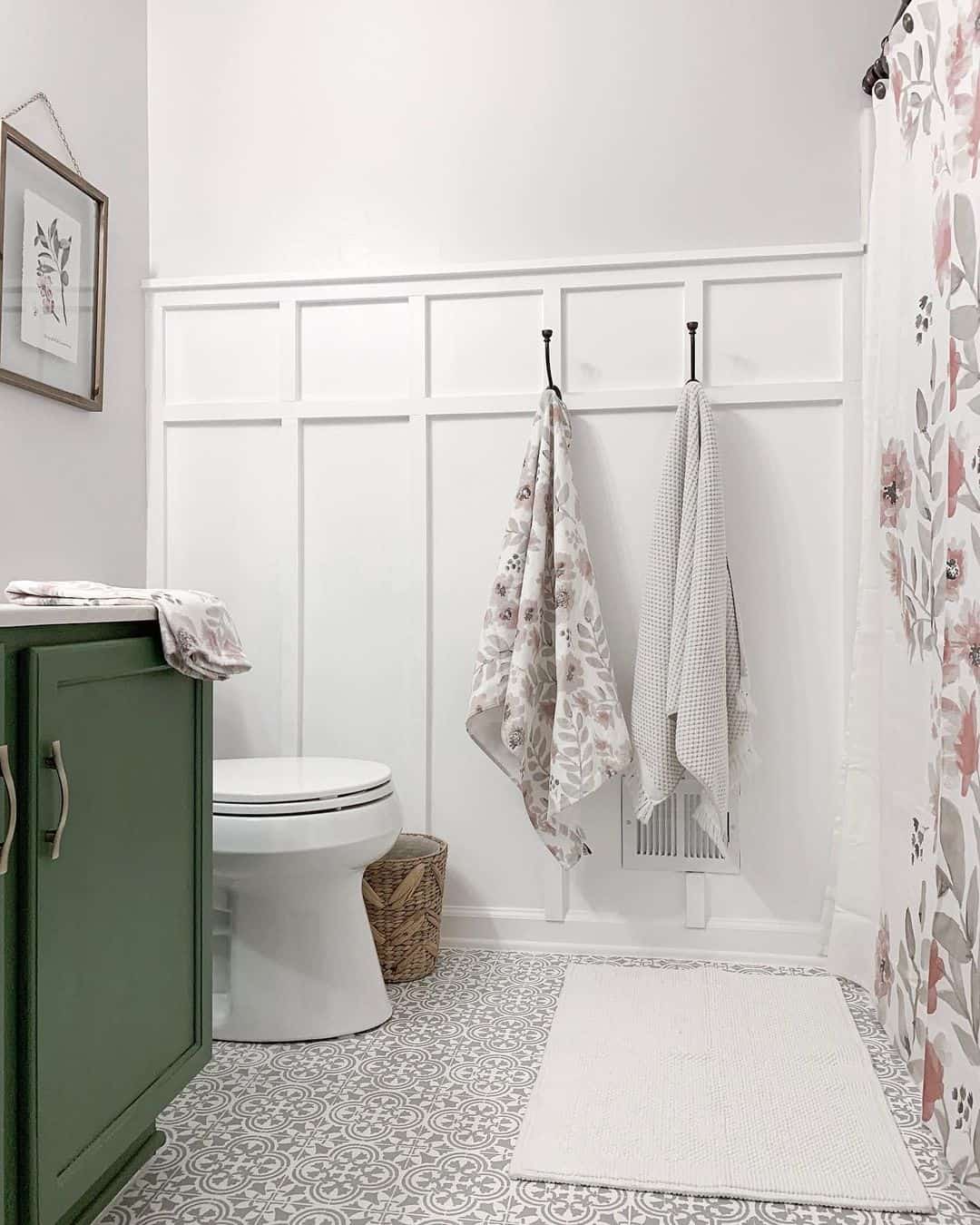 18 Green Bathroom Vanity Ideas for an Idyllic Look