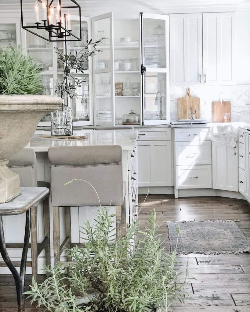 Farmhouse Kitchen with Shaker Cabinets - Soul & Lane