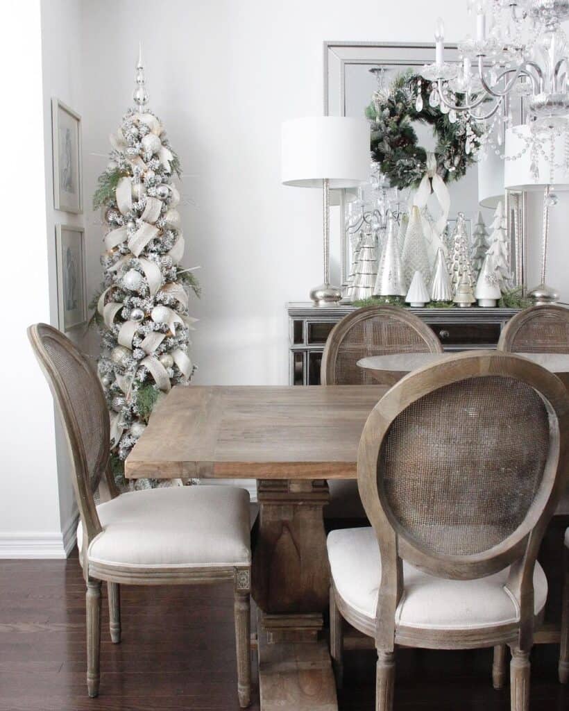 49 Pencil Christmas Tree Decorating Ideas This Holiday Season