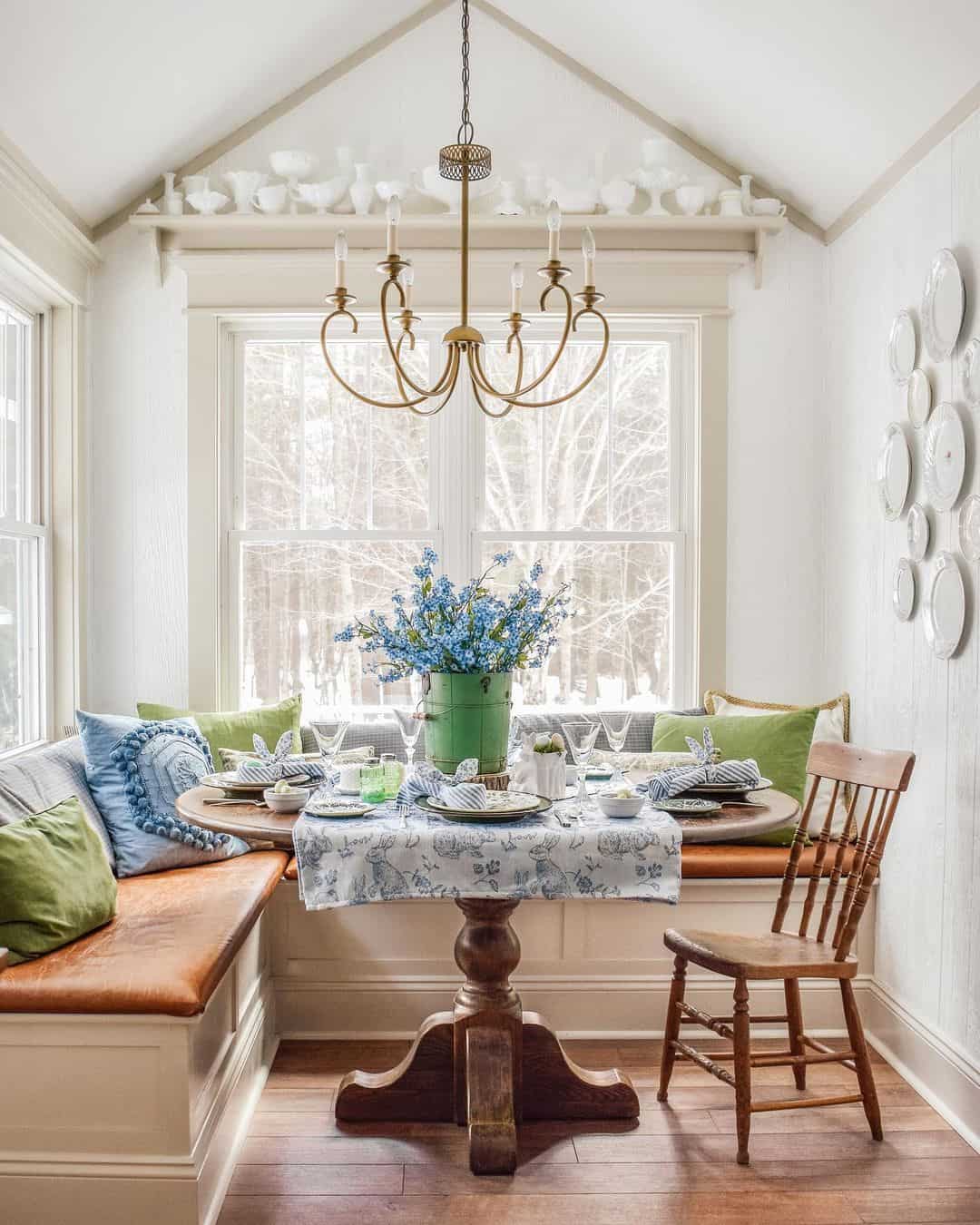 17 Corner Kitchen Table Ideas to Maximize Space