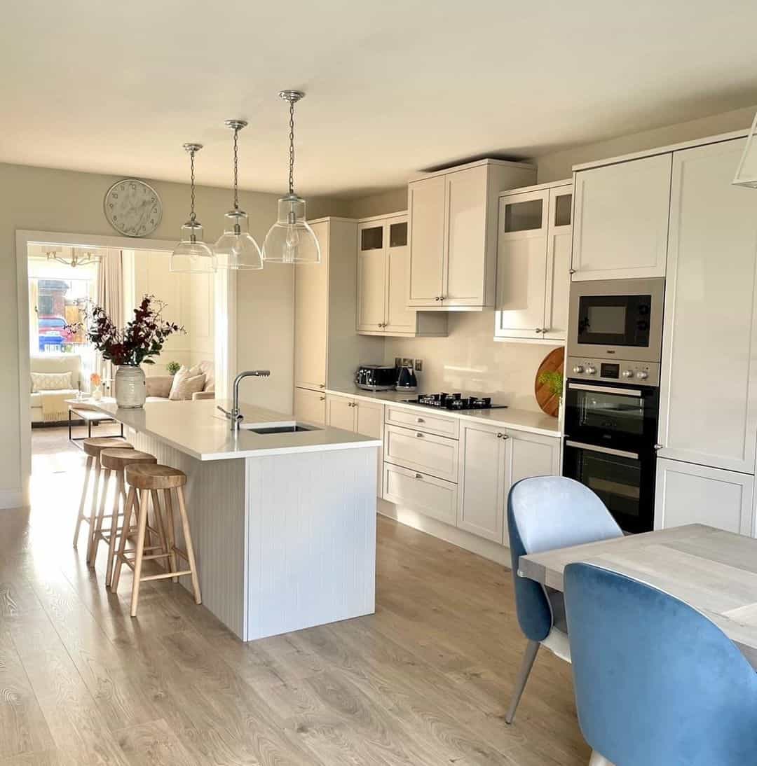 41 Light Wood Floors for a Modern Farmhouse Vibe