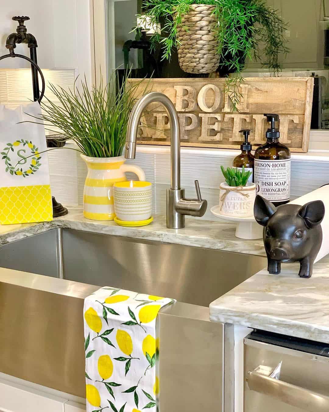 34 Ways to Infuse Elegance into a Room with Globe Chandeliers