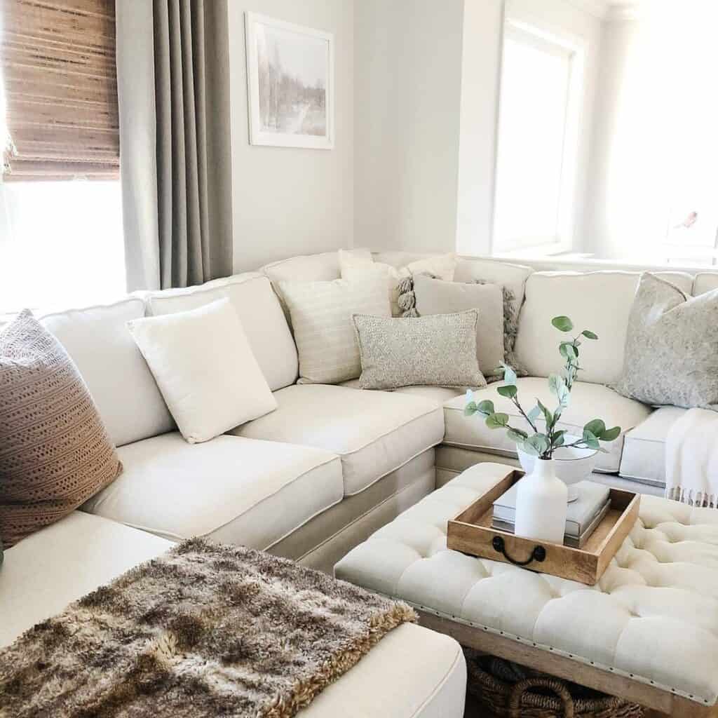 35 Ottoman Decor Ideas to Replace Your Coffee Table
