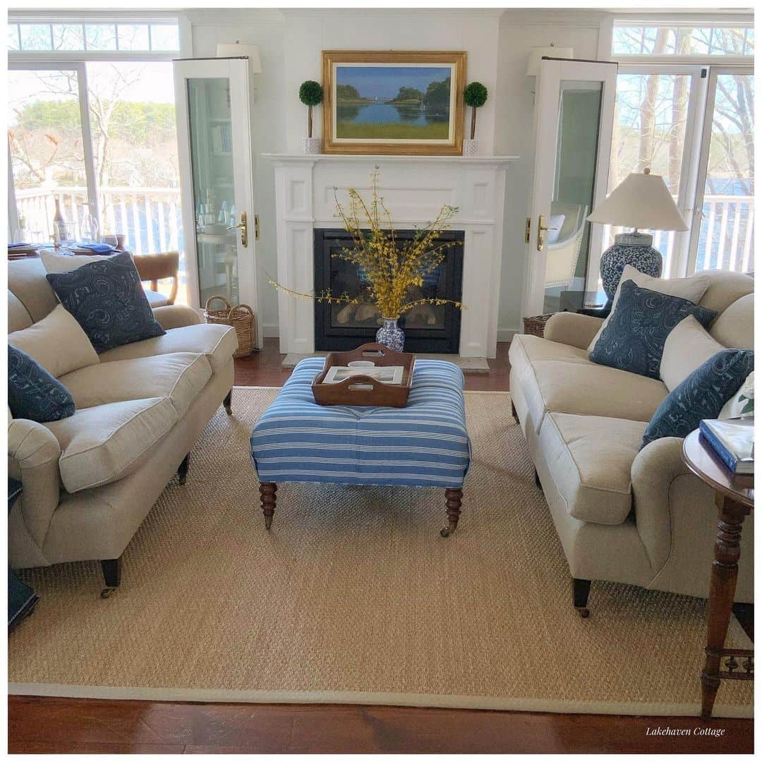 35 Ottoman Decor Ideas to Replace Your Coffee Table