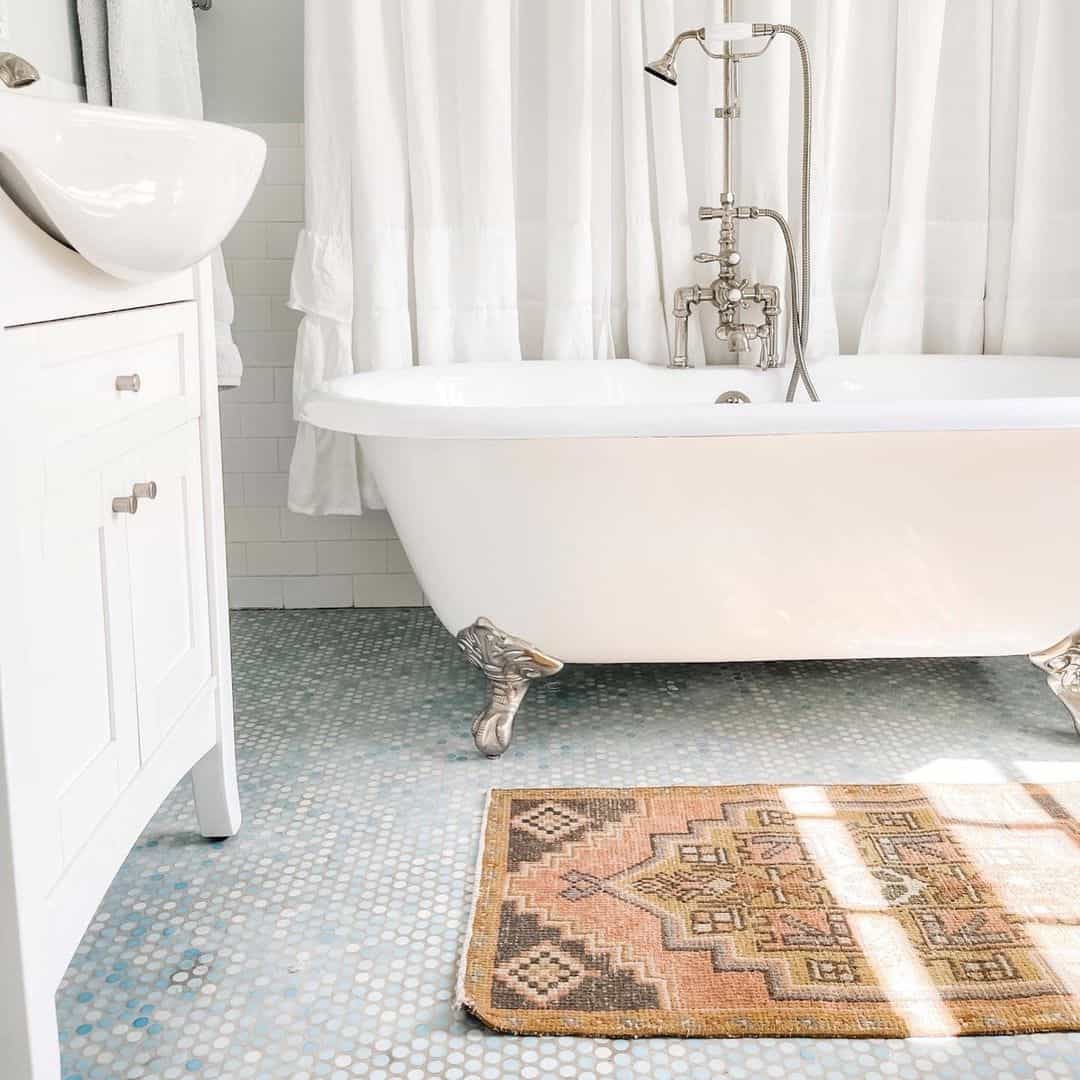 22 Penny Tile Patterns That Prove Retro is Back in Style