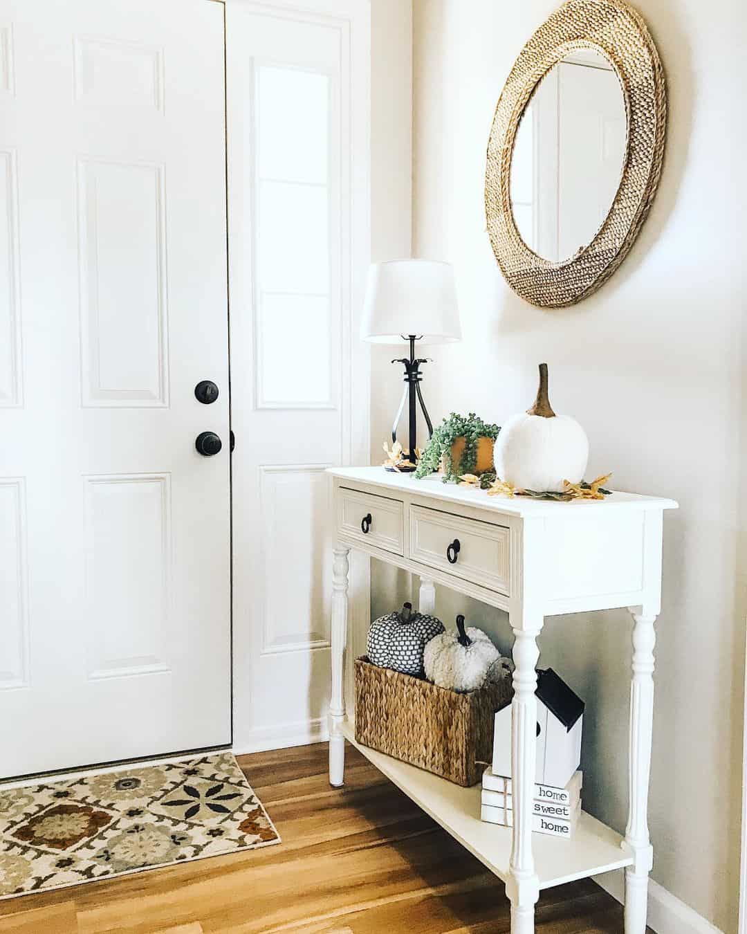 45 Entryway Mirror Ideas That Make an Impression