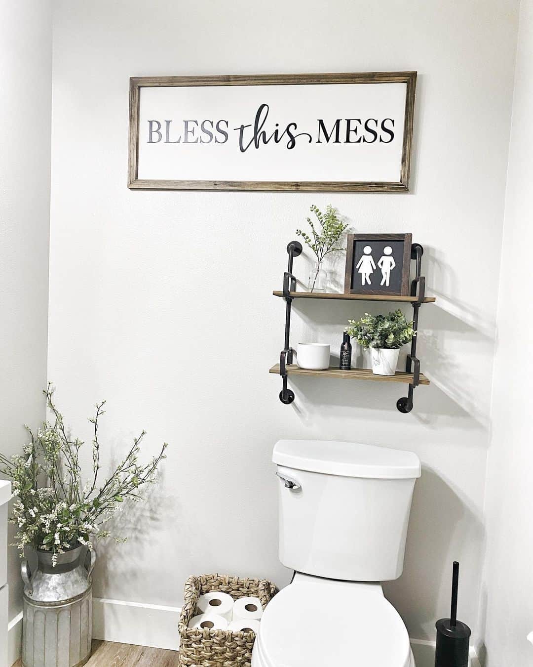 35 Bathroom Decor Signs for an Unforgettable Look