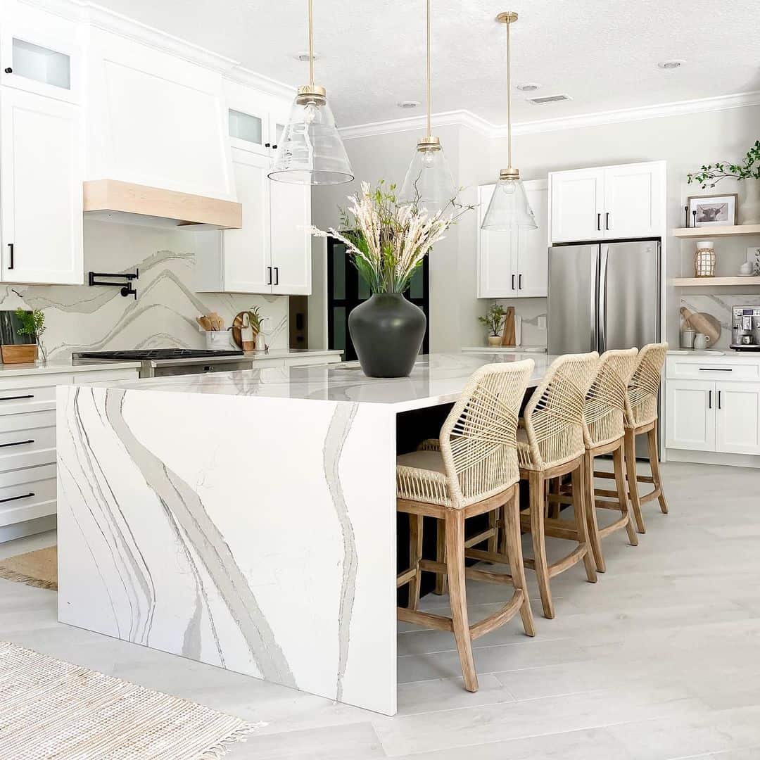 21 Showstopping Waterfall Kitchen Island Countertops