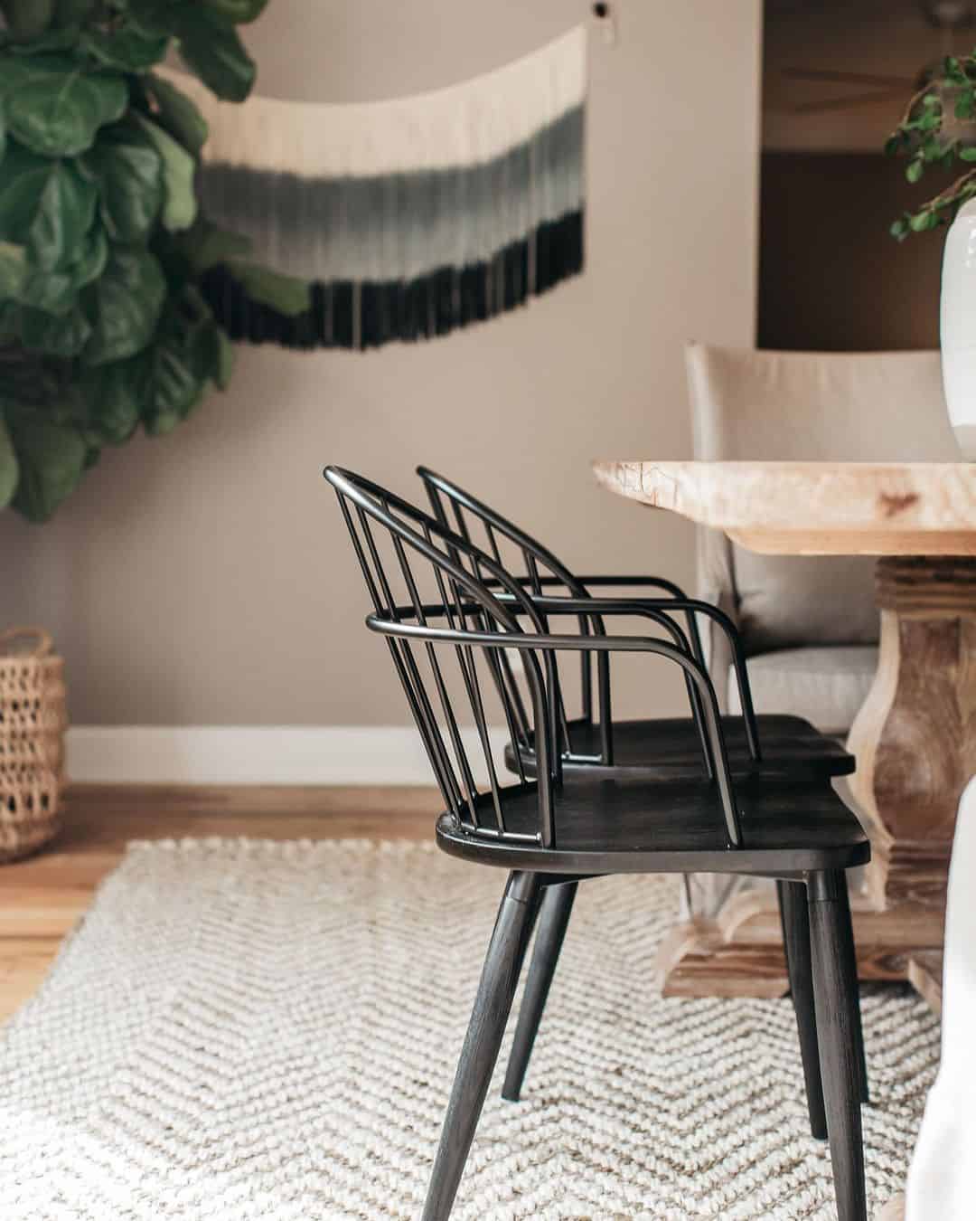 29 Black Dining Chairs for a Beautiful Farmhouse Dining Room