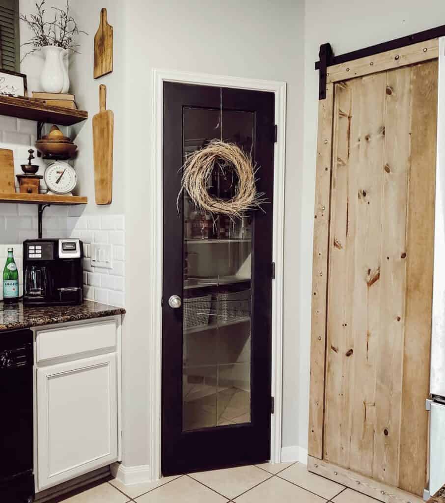 35 Farmhouse Pantry Ideas to Keep Your Kitchen Clutter-Free