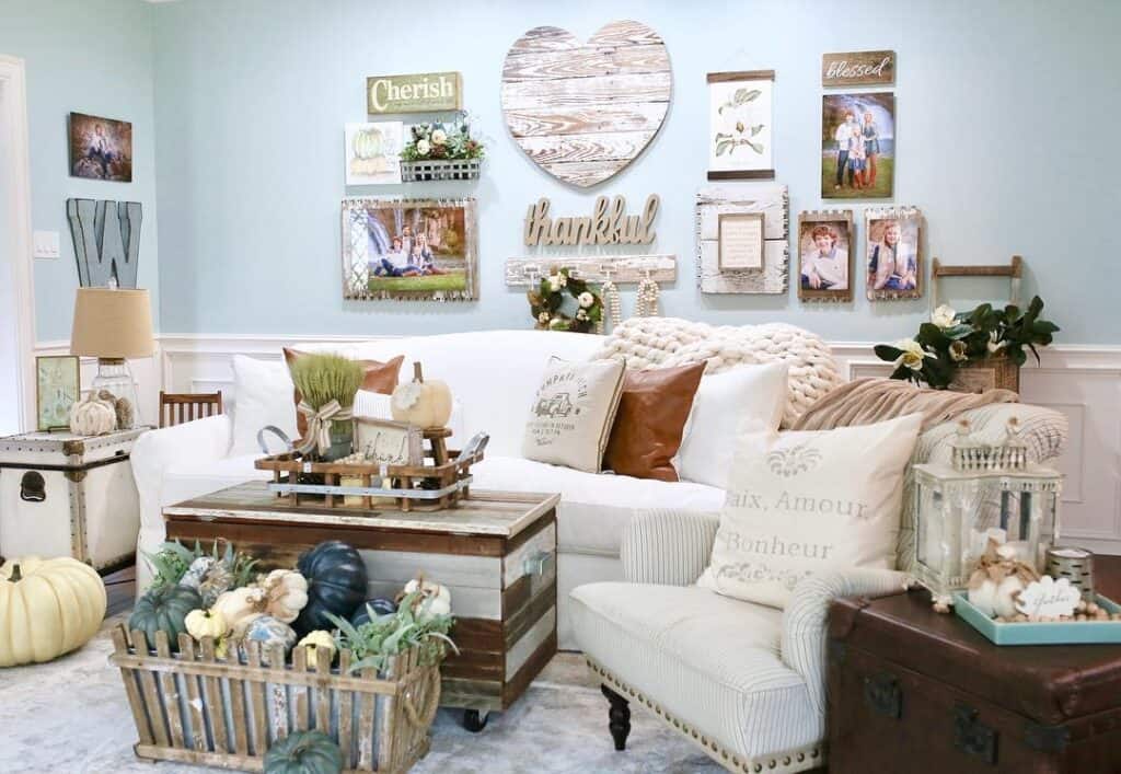 Fall Decor with Gallery Wall - Soul & Lane