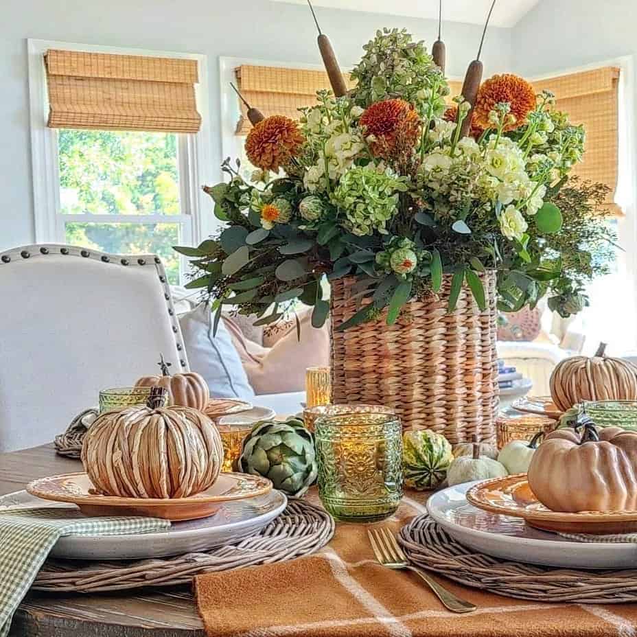 Fall Inspired Flowers for Tablescape - Soul & Lane