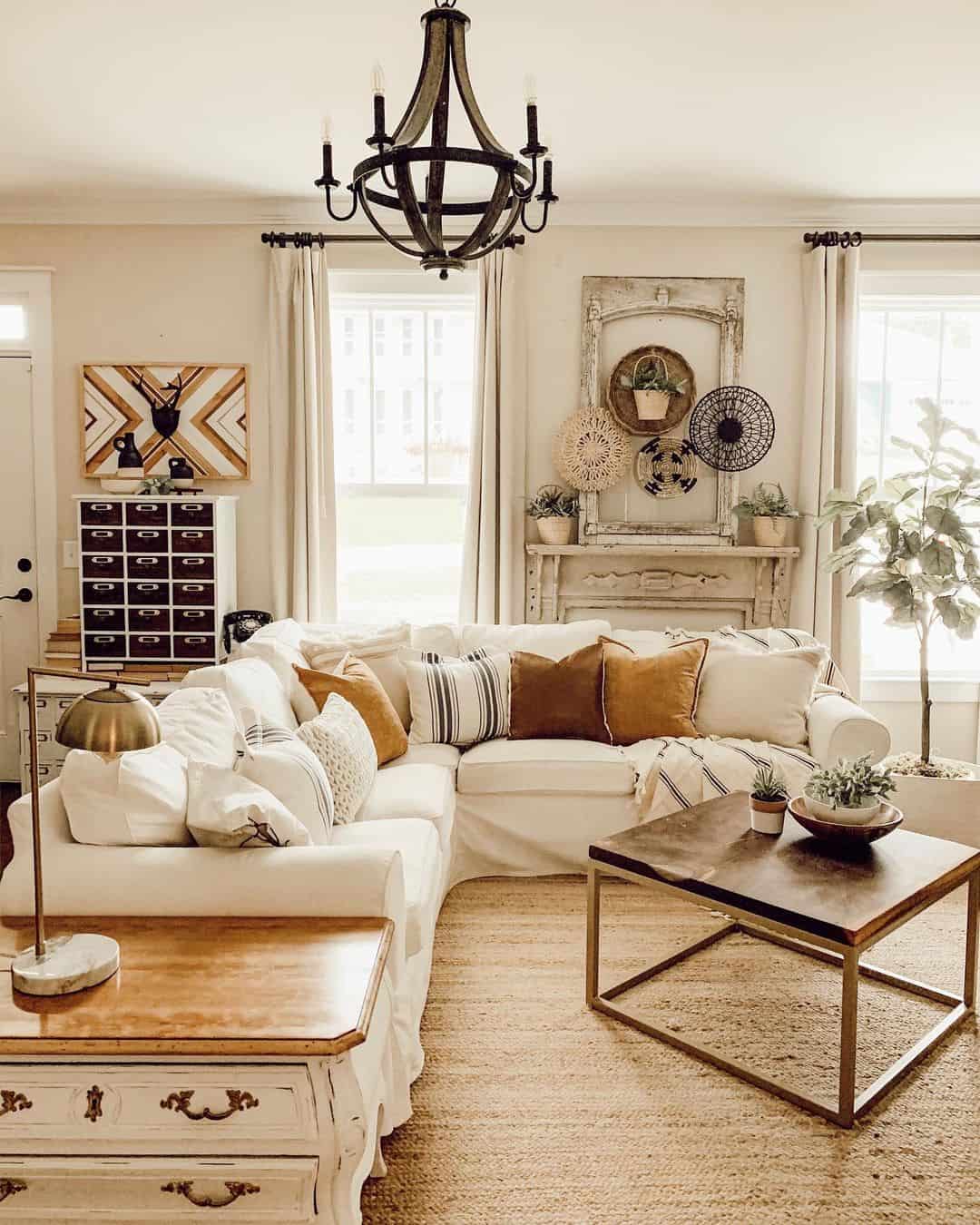 34 Ways to Create a Comfortable Space with a Farmhouse Sofa