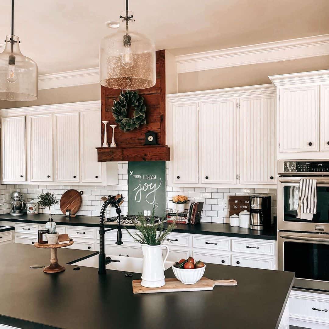 35 Wood Hood Vent Cover Ideas for an Inviting Kitchen