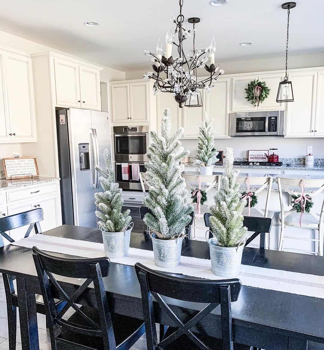36 Fabulous Kitchen Table Decor Ideas to Beautify Your Space