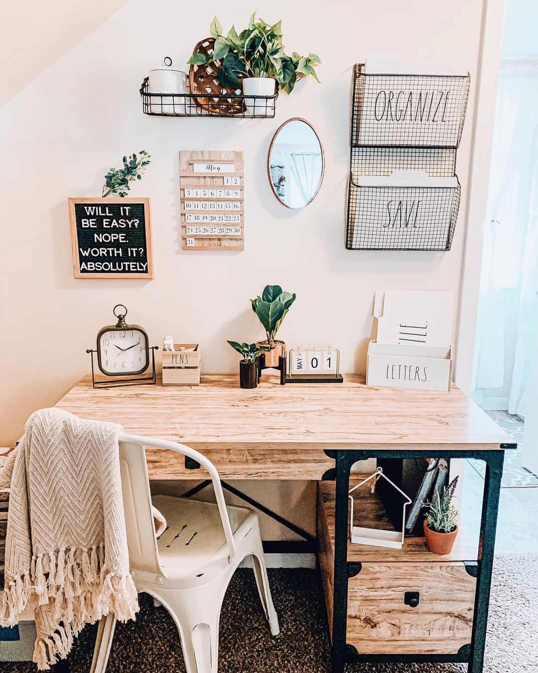30 Farmhouse Office Decor Ideas to Inspire Productivity