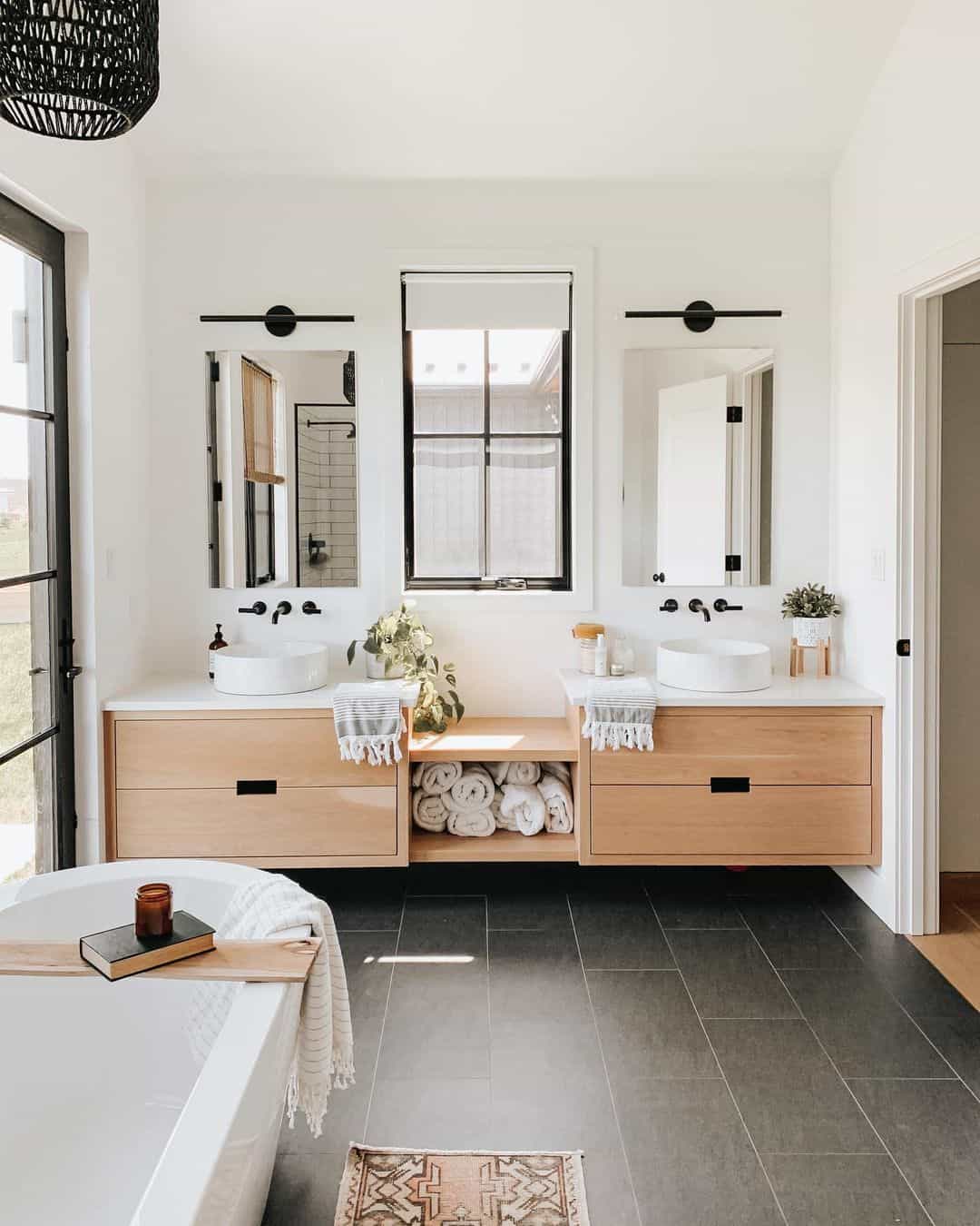 35 Radiant Bathroom Lighting Ideas Over Mirror