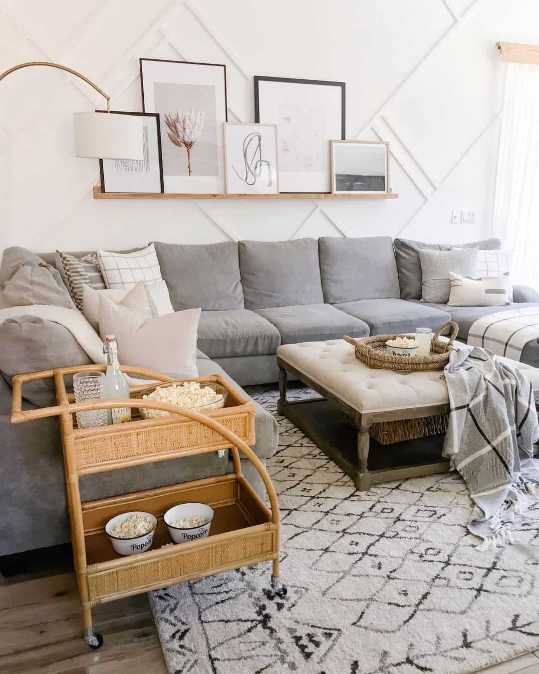 20 Living Room Bar Carts for Highly Functional Entertainment Spaces